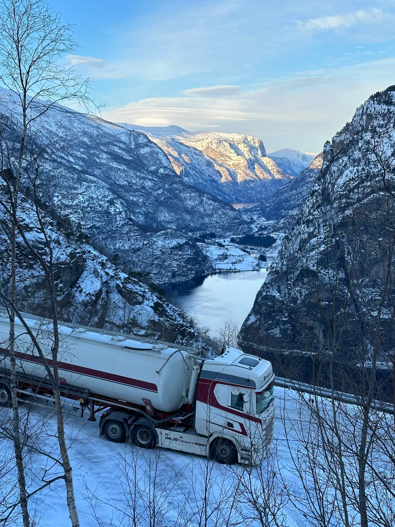 JS transport AS - bulktransport og pulvertransport i bulk - siden 1969
